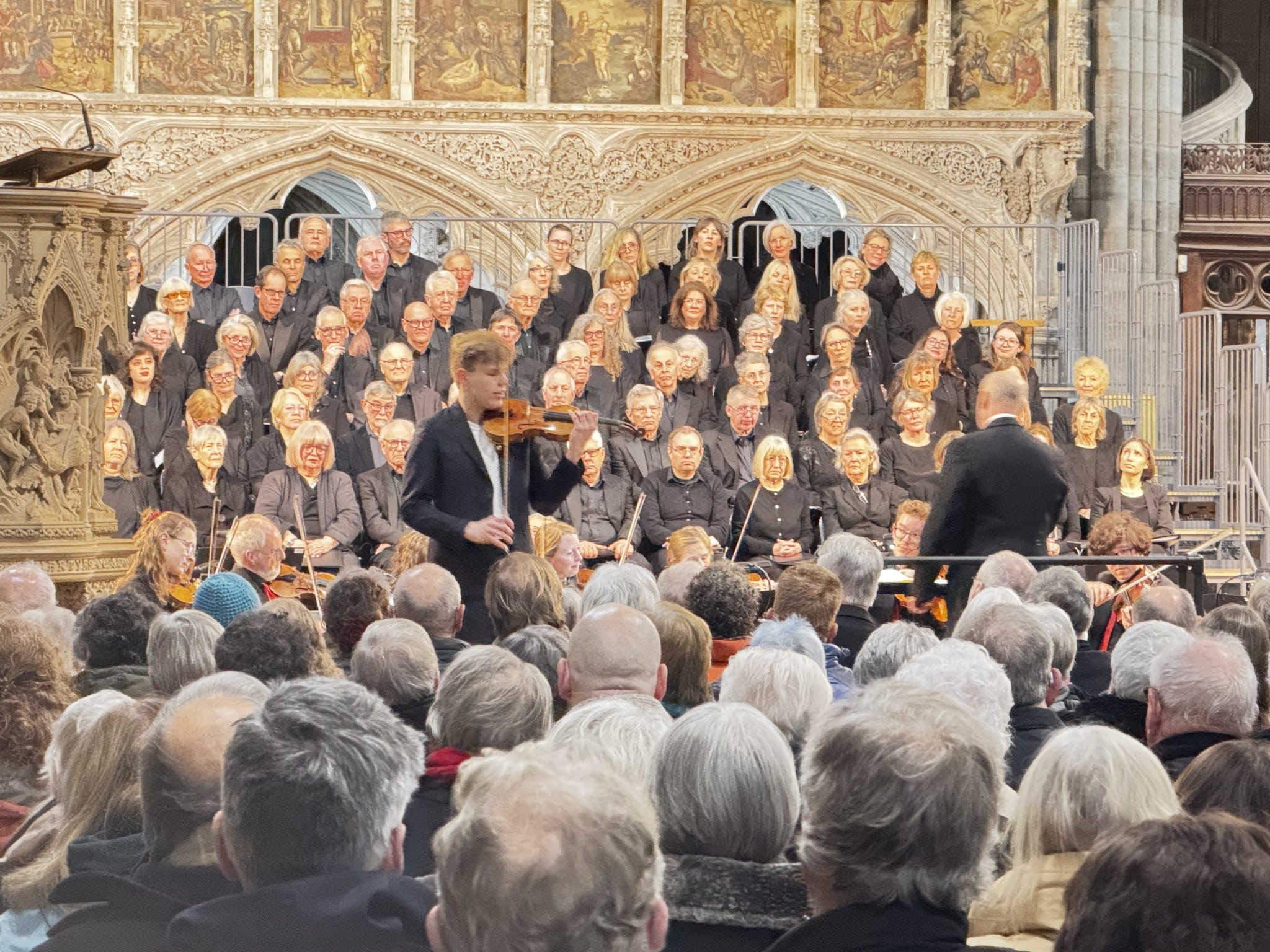 Exeter Philharmonic Choir concert raises money for FORCE - FORCE Cancer ...